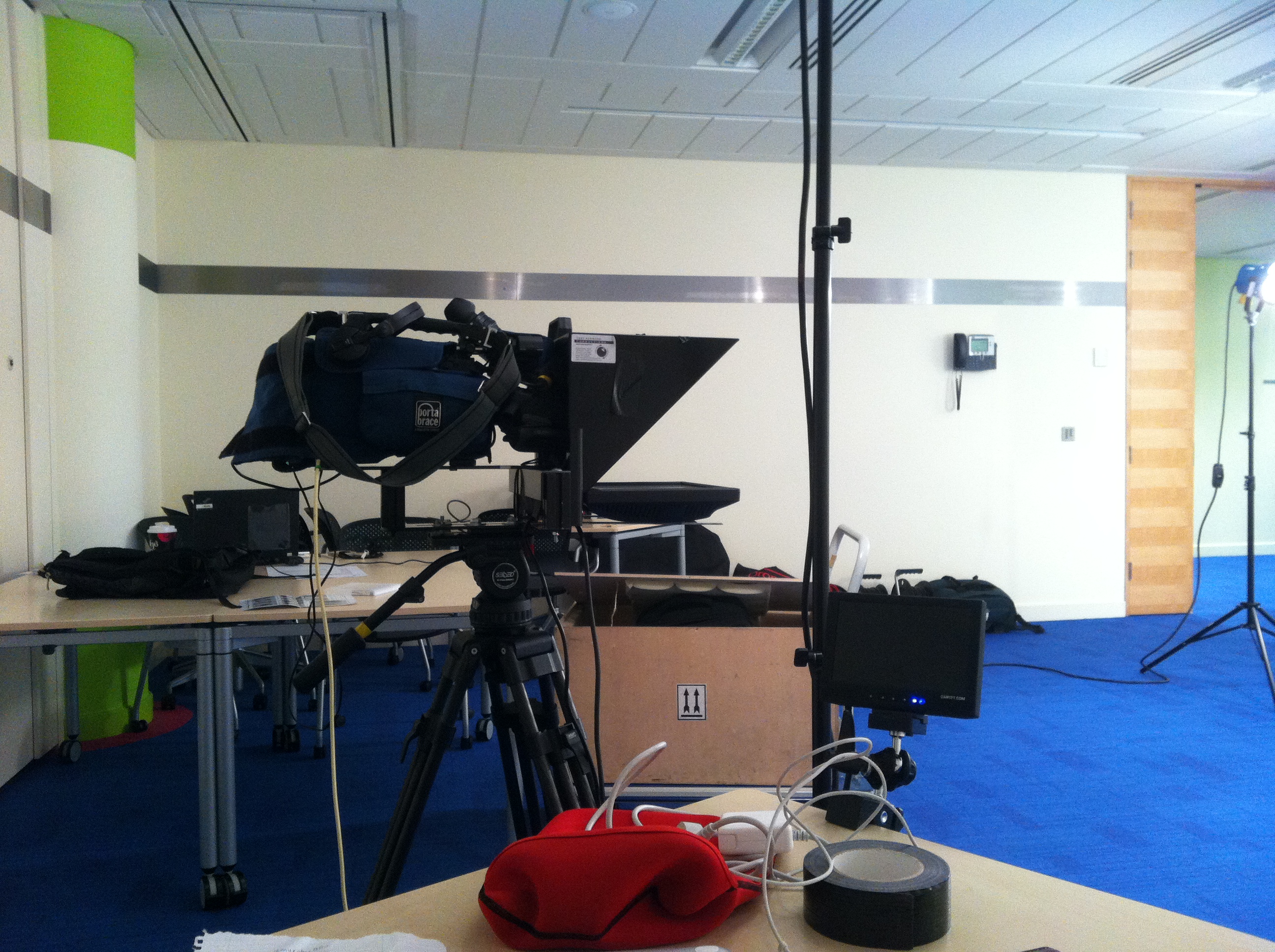Autocue / Teleprompter Services - Fast Forward Productions Video ...